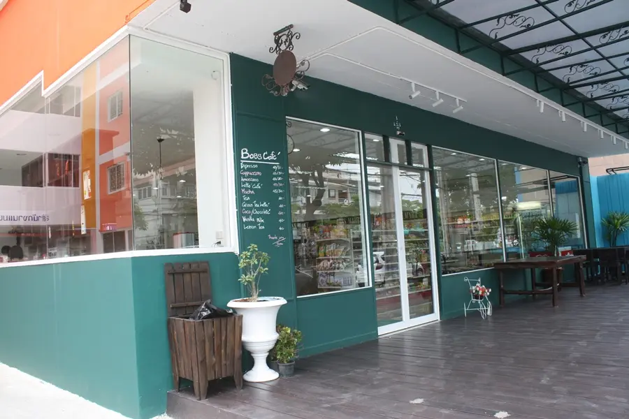 Boss Cafe - Coffee Shop / Tea Room Casaul Dining in Bang Lam Phu Lang ...