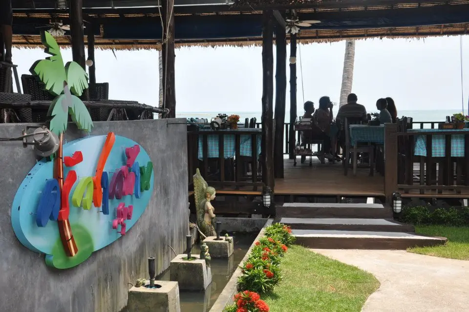 ครัวชาวบ้าน's Photo - Thai food - general Seafood Outdoor / Garden ...