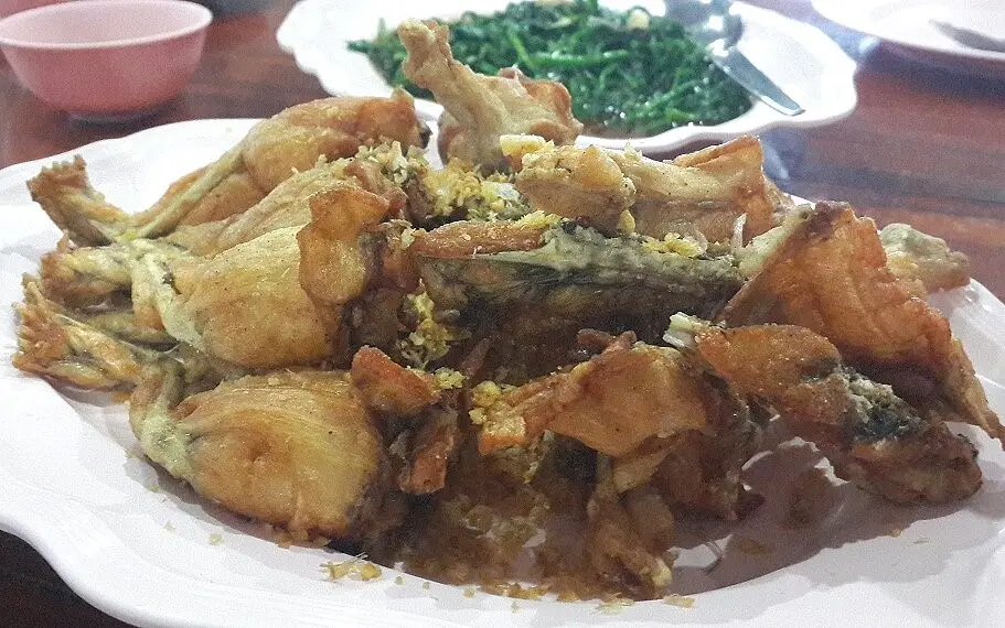 กบทอดท่ามะกา - Thai food - general Restaurant Casaul Dining in Tha Maka ...