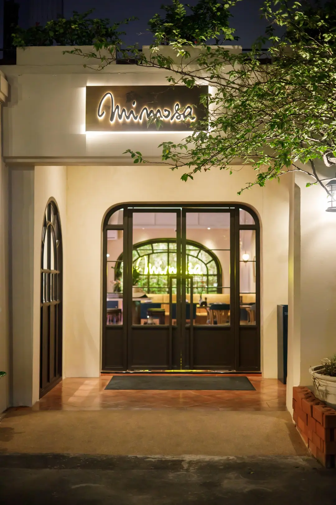 ร้านMimosa Mediterranean Restaurant ใน ทุ่งมหาเมฆ กรุงเทพและปริมณฑล ...