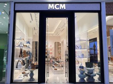 MCM - เสื้อผ้า in คลองต้นไทร ICONSIAM กรุงเทพและปริมณฑล | OpenRice ไทย