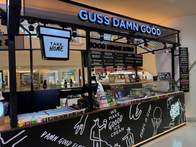 ร้านGuss Damn Good ในสีลม คอมเพล็กซ์ สีลม กรุงเทพและปริมณฑล | OpenRice ...