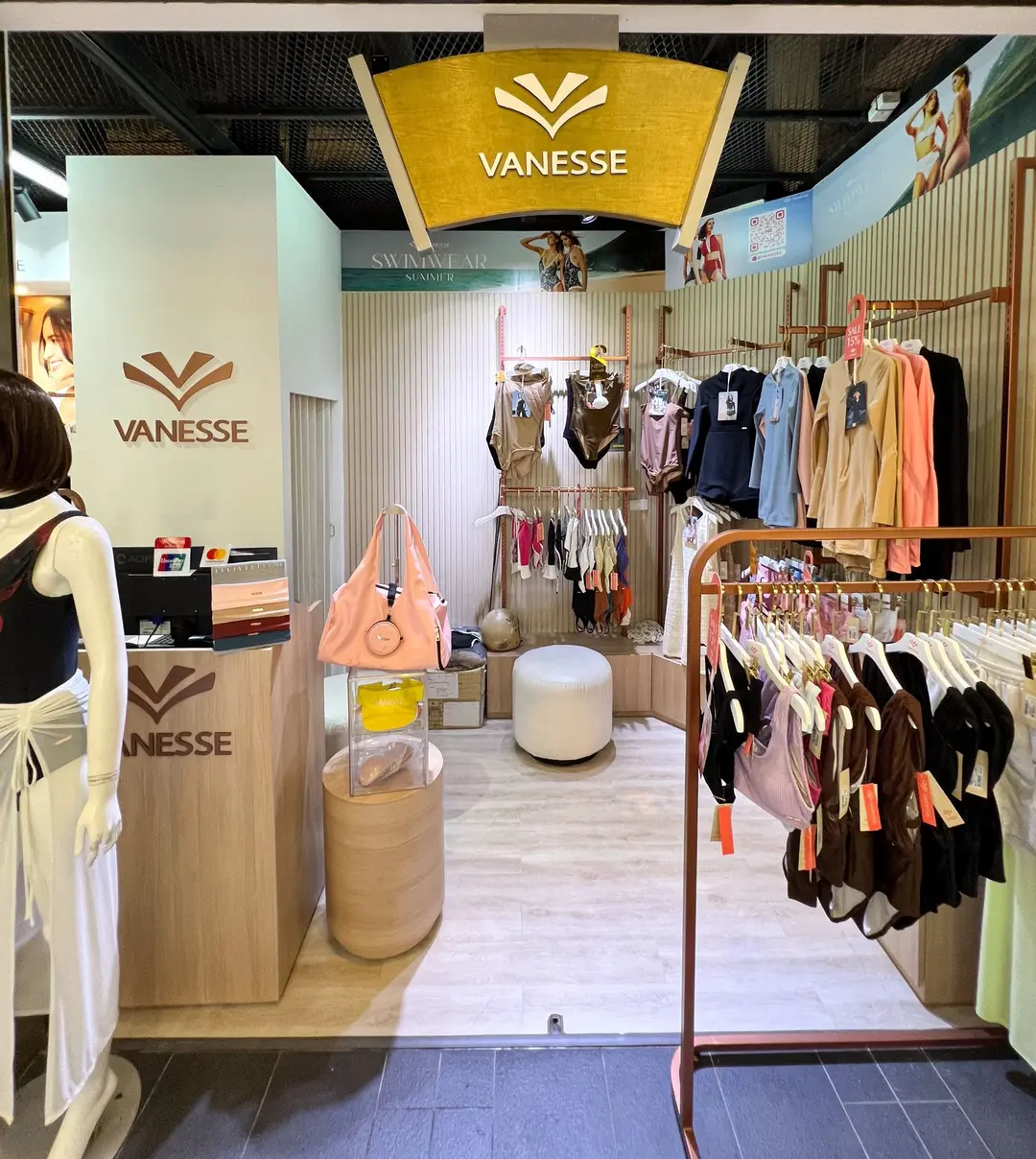 Vanesse - ชุดกีฬา in คลองเตยเหนือ เทอร์มินอล 21 กรุงเทพและปริมณฑล ...