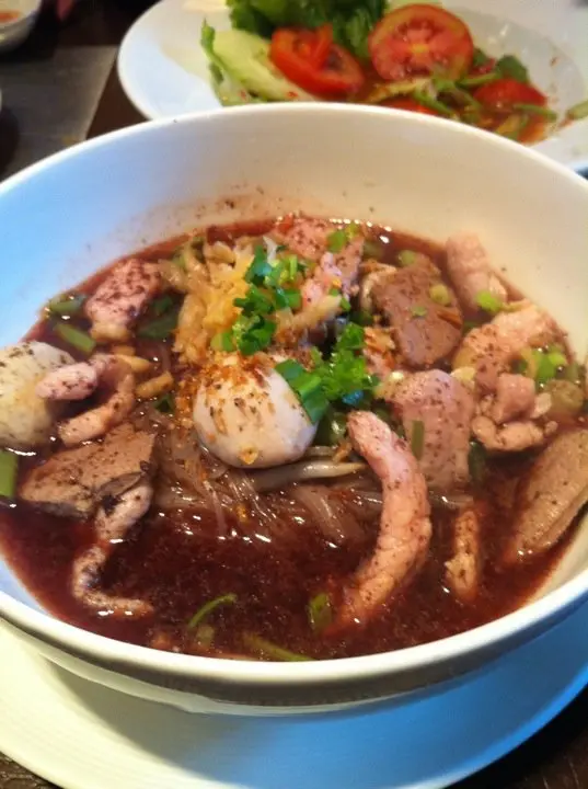 Great!เส้นเล็กหมูรวม - รูปภาพร้าน นวลปรางค์ ใน ลาดยาว กรุงเทพและปริมณฑล ...