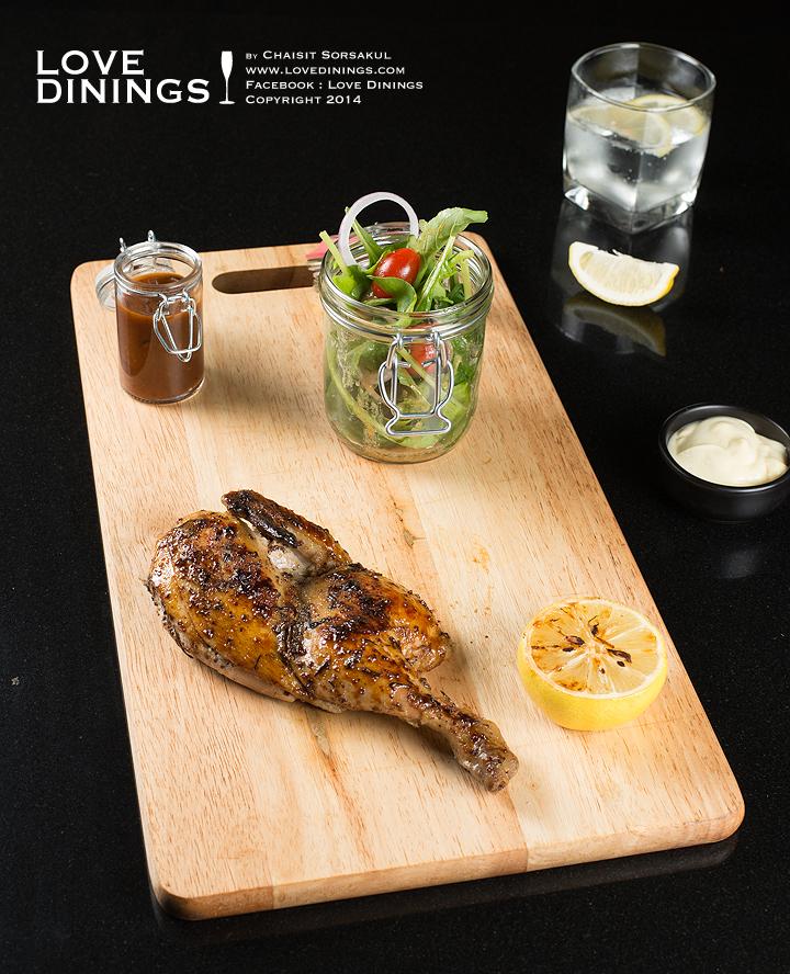 Momo Roasted Half Chicken - รูปภาพร้าน Momo Bar ใน ลุมพินี กรุงเทพและ ...