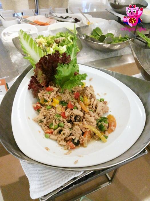 สลัดทูน่า - The SQUARE (Fenix Silom)'s photo in Suriyawong Bangkok ...