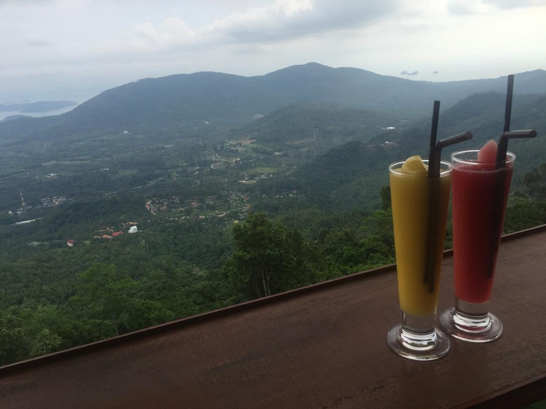 มะม่วงปั่น กับ แตงโมปั่น - The Giant Summit's photo in Ko Samui Surat ...