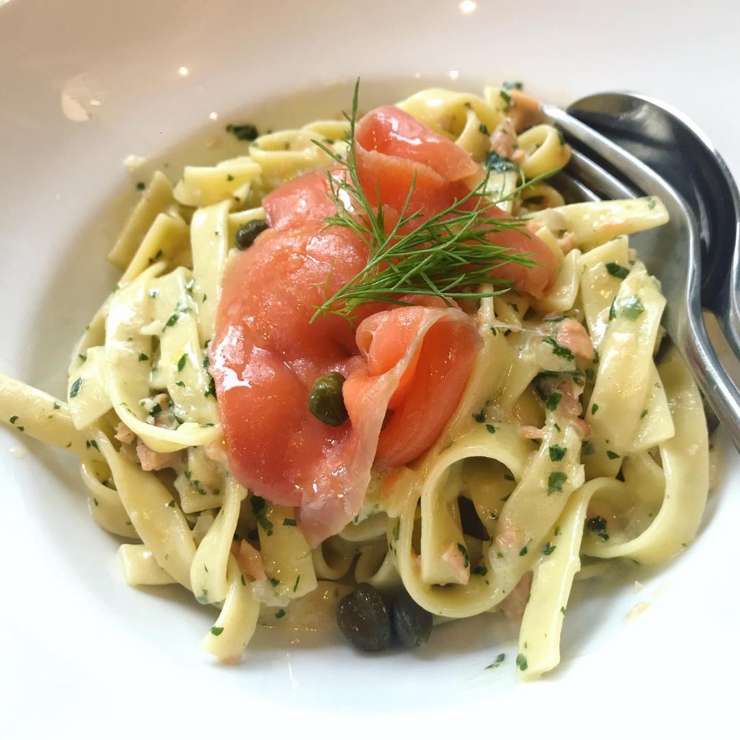 รูปภาพร้าน Pink Typhoon (พิงค์ ไต้ฝุ่น) ใน พญาไท กรุงเทพและปริมณฑล ...