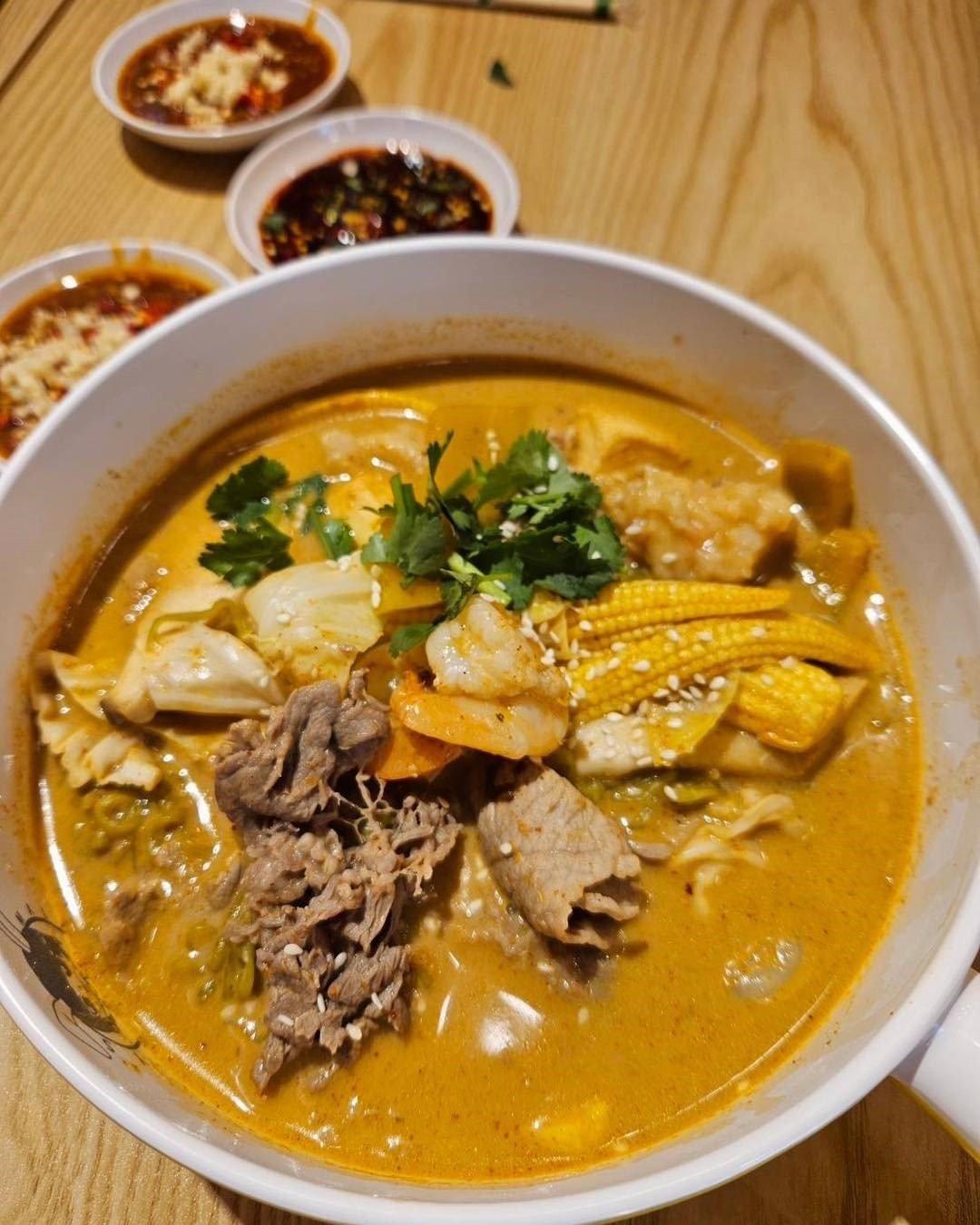 Labatu St.louise (ล่าปาทู่ เซนต์หลุยส์)'s Photo - Chinese Casaul Dining ...